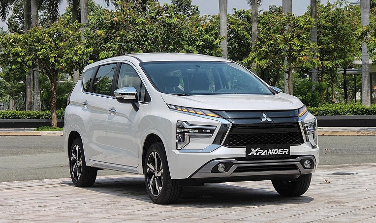 Xe VinFast lấn lướt TOP 10 ô tô bán chạy nhất Việt Nam nửa đầu năm 2025